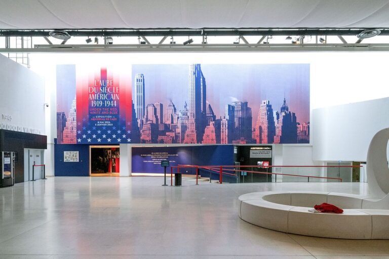 Mémorial de Caen (Caen Memorial Museum) – D-Day Center